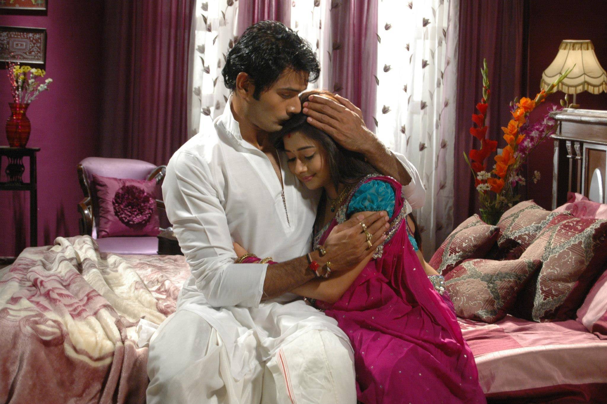 Akash's next move? - Colors Tv