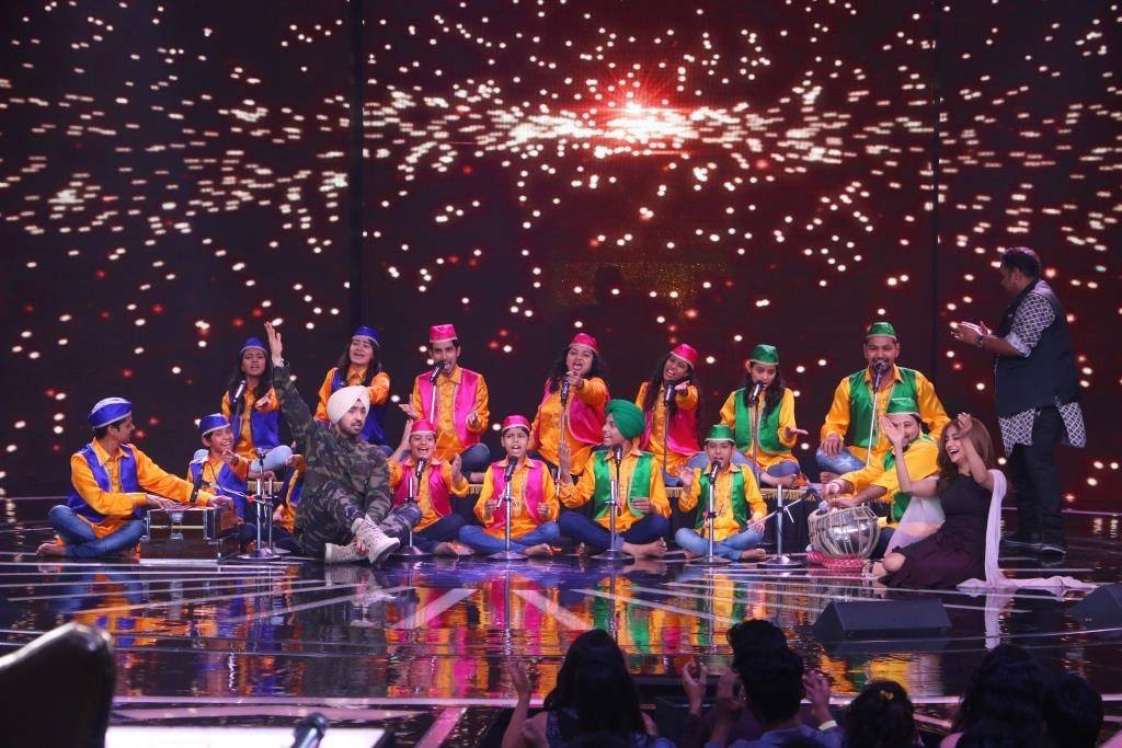 Each Contestant Became The 'Wall Raiser' in the first episode of Rising ...