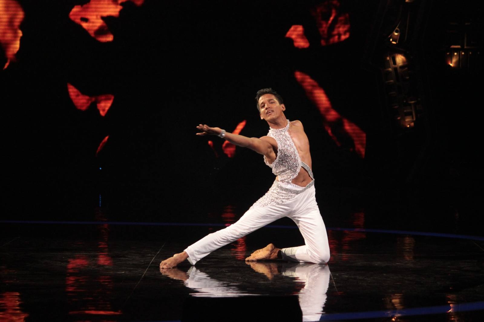 Five Reasons why Manik Paul deserves to win IGT6! - Colors Tv