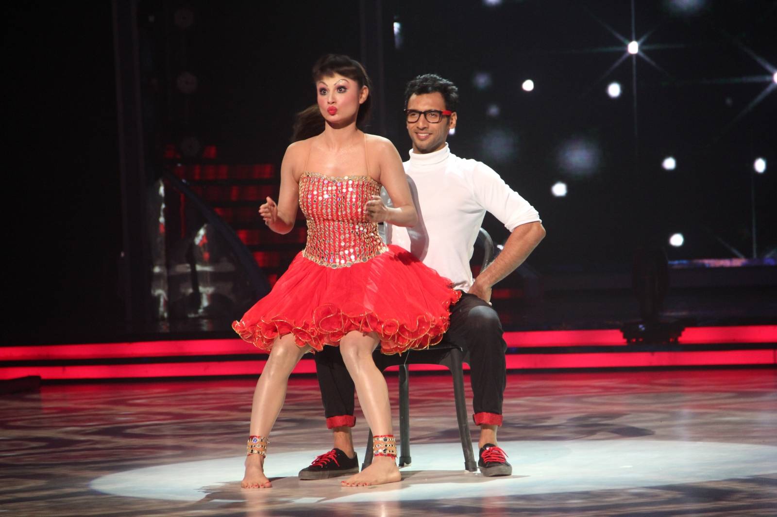 Five reasons why we love Mouni! - Colors Tv