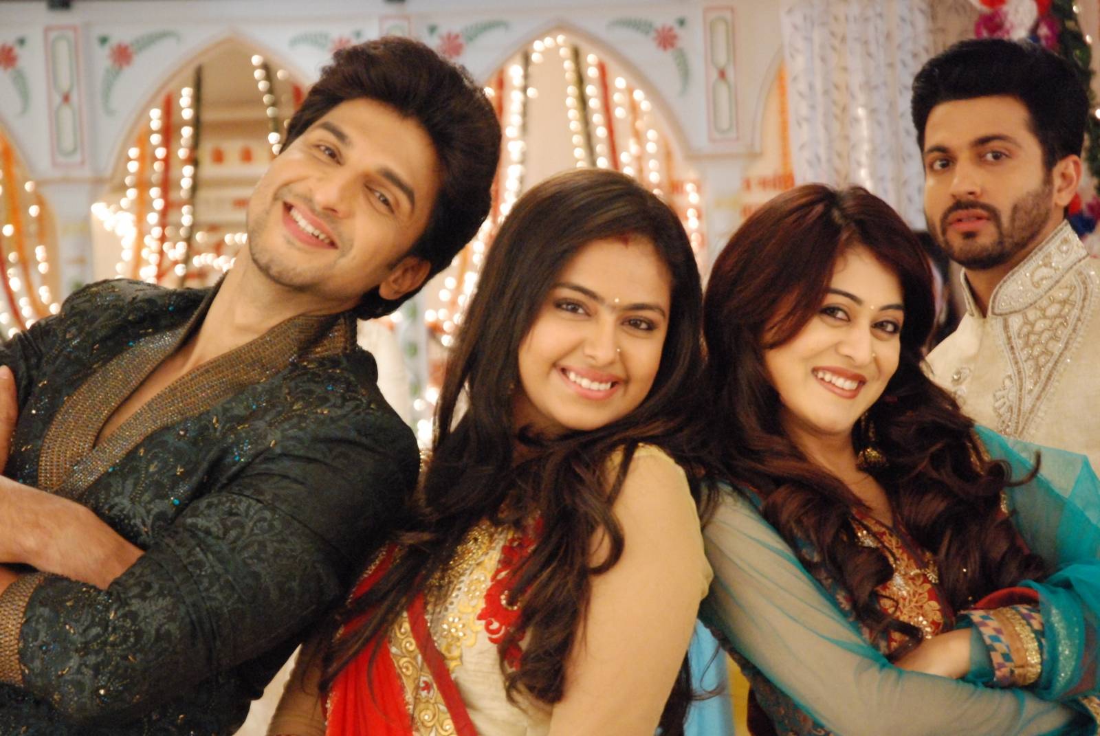 Poser Alert! SSK cast goes candid on camera! - Colors Tv