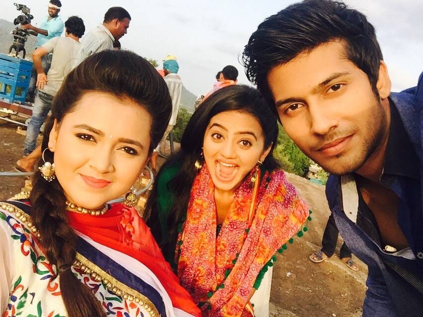 These pictures from Swaragini will leave you confused! - Colors Tv
