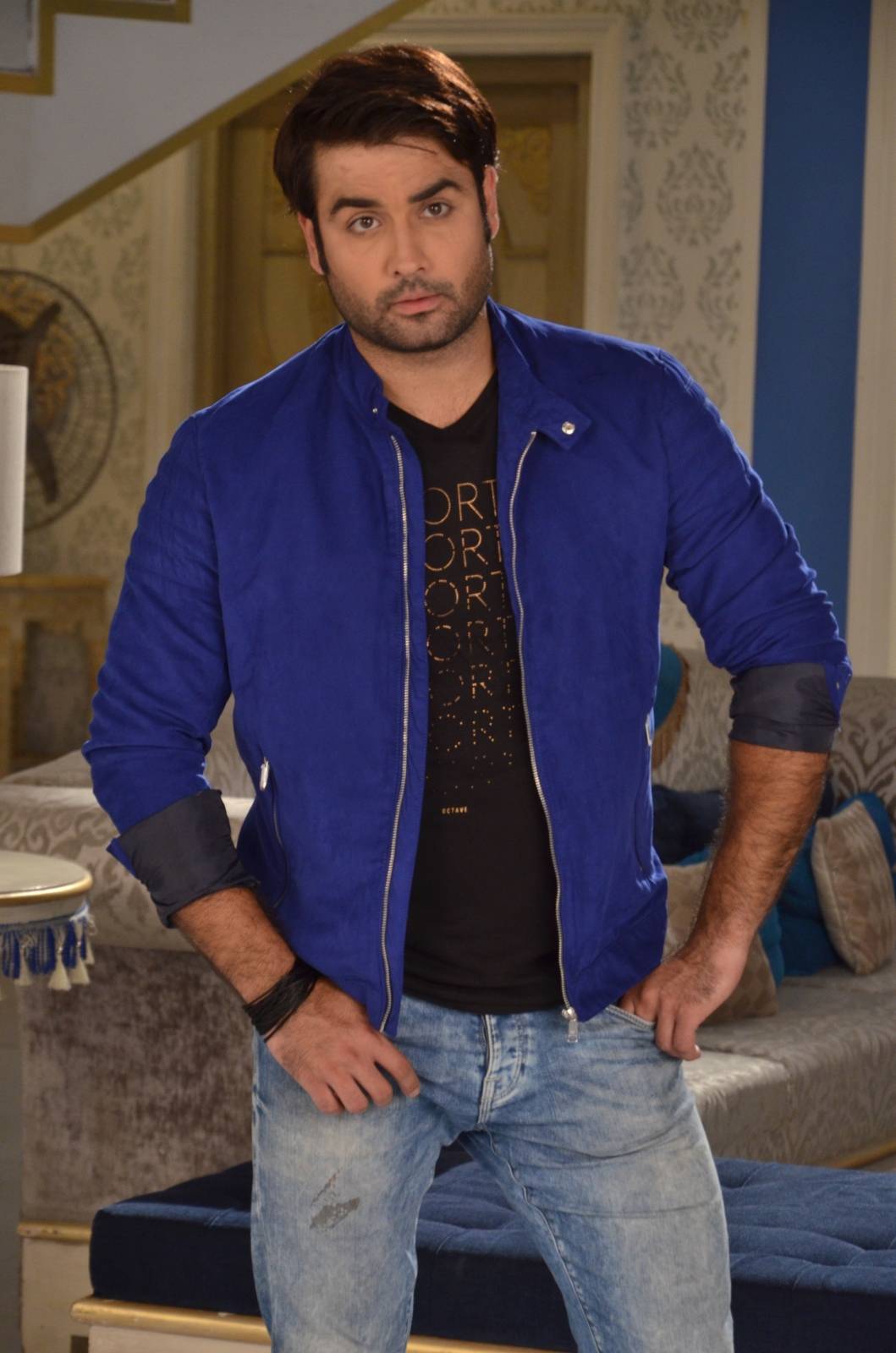 Which of these looks of Harman is your favorite? - Colors Tv
