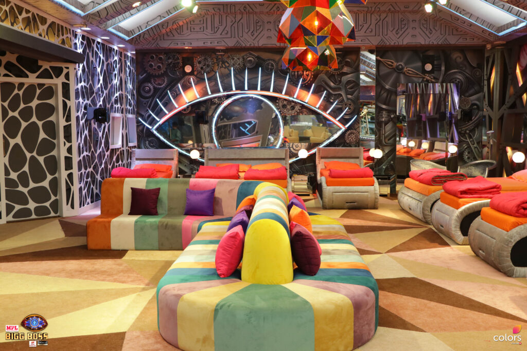 CLICK here for some of the most gorgeous pictures of the BB14 house!