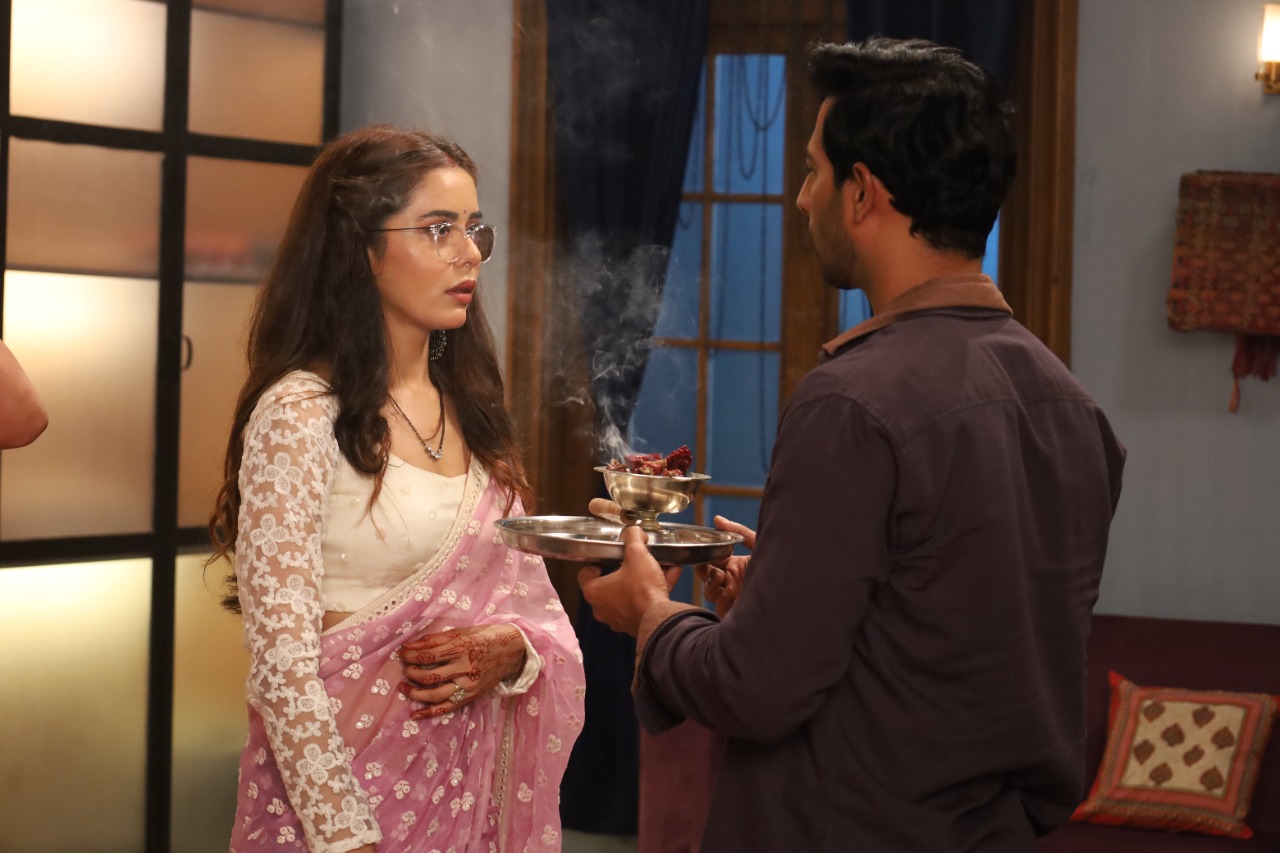 Catch behind the scenes pictures from the set of Spy Bahu - Colors Tv