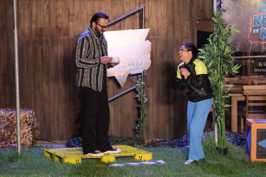 This weekend brings a new khatra – the red fanda - Colors Tv