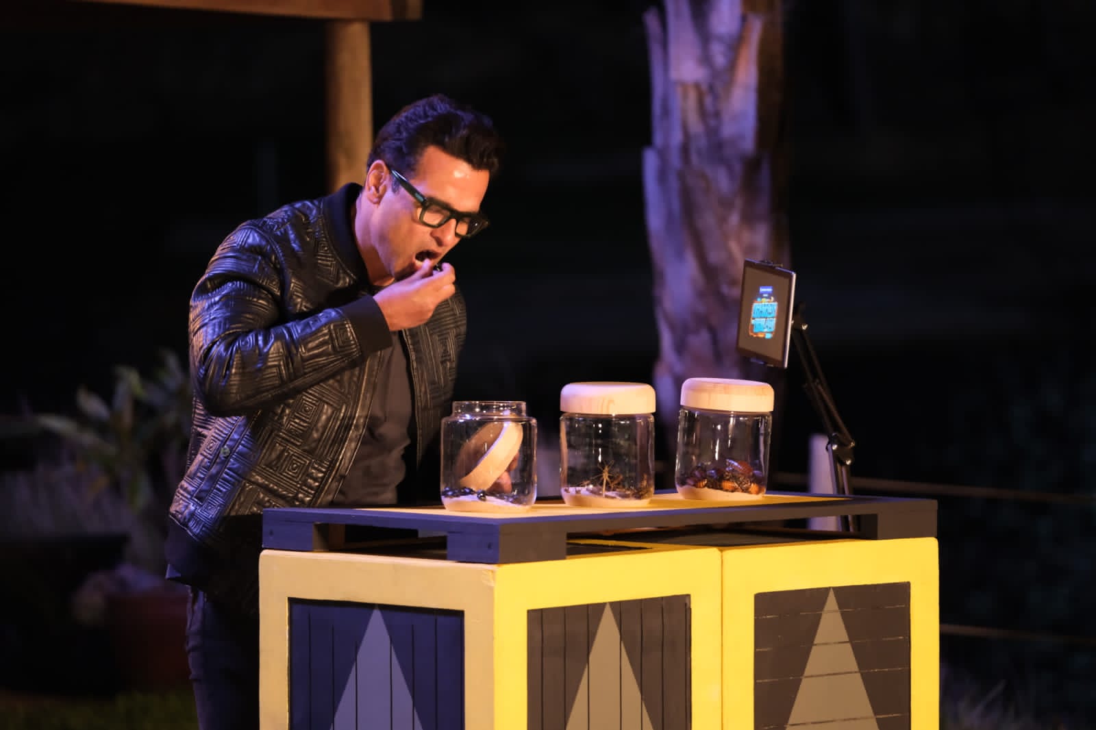 This weekend brings a new khatra – the red fanda - Colors Tv