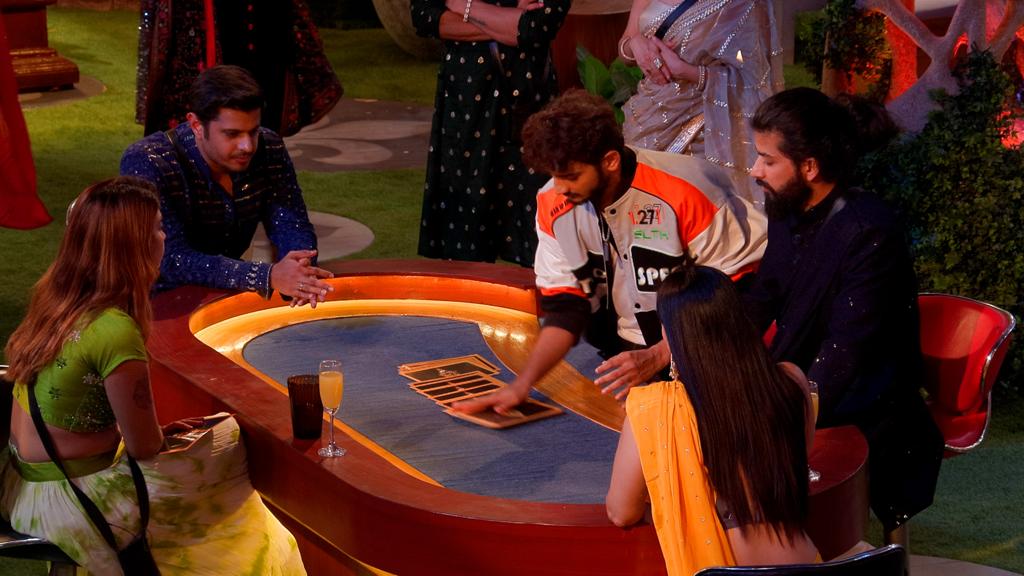 Diwali delight on ‘BIGG BOSS’: Contestants bring festive joy under the ...